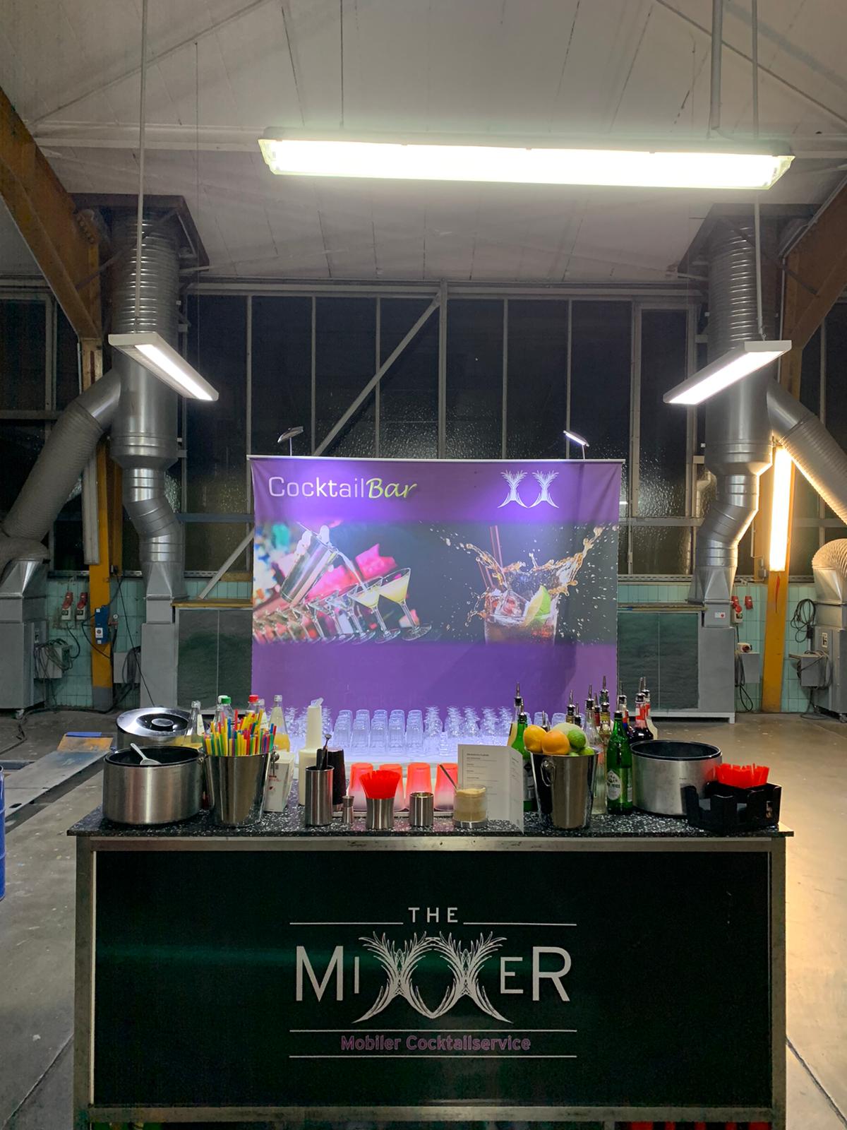 The MiXXeR - Die mobile Cocktailbar in Hannover